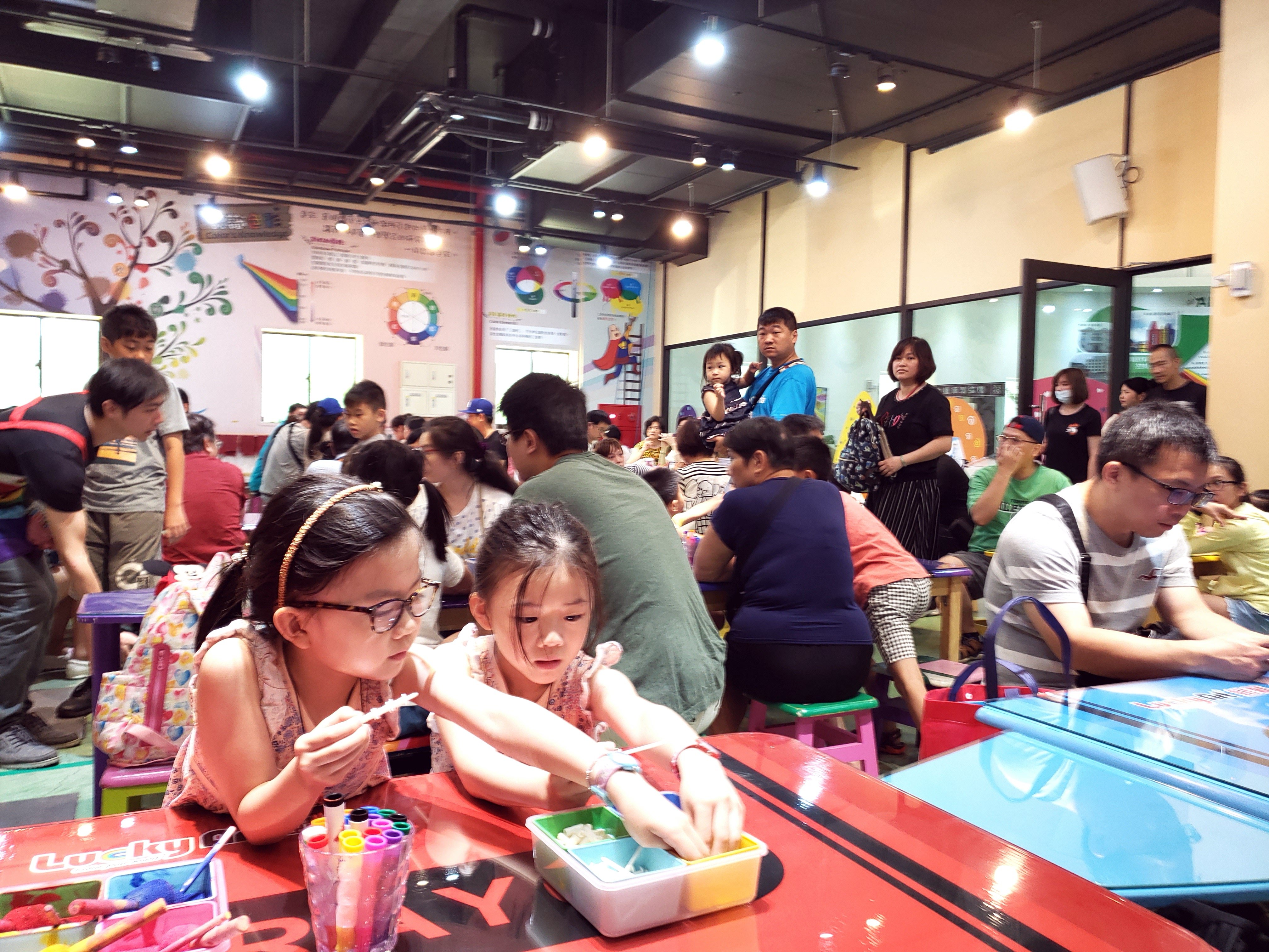 Taiwan Fun: Yilan Crayon Factory DIY – Motherly Notes Methods – Nurture ...